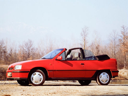 Vauxhall Astra Mk II Convertible 1.6i (75 Hp)